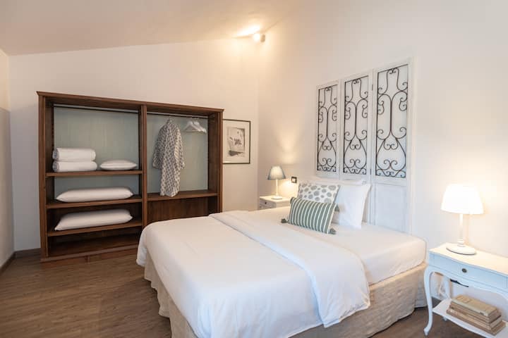 Agriturismo Di Design In Struttura Medievale - Todi