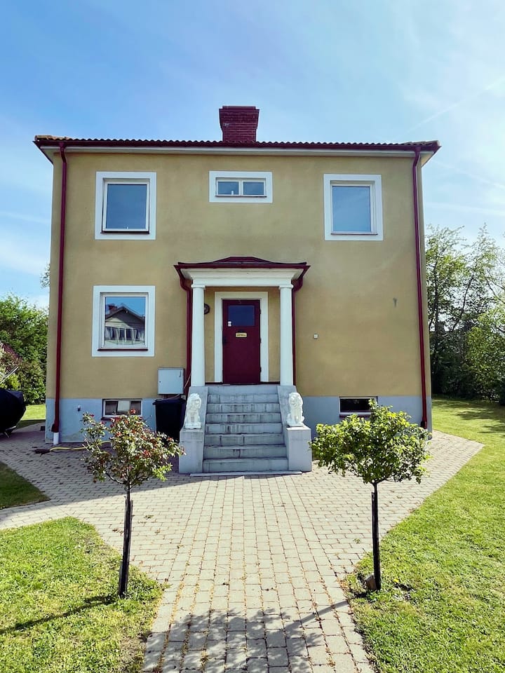 Sommarhus För Hela Familjen - Borgholm