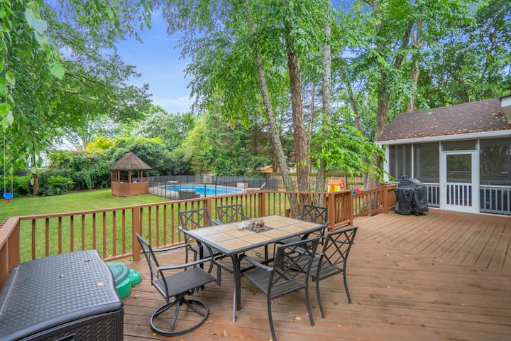 Private Pool And Baby Friendly Home Near Uptown - Charlotte, NC