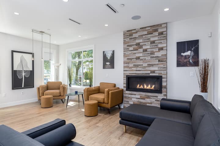 Modern Spacious Home In East Vancouver - Vancouver