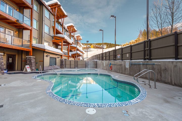 Family Friendly 2 Br With Heated Pool And Hot Tub! - Kimberley