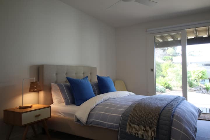 Sunrise @ Breakers - Lorne