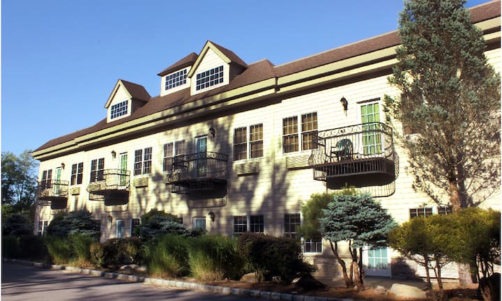 Willowbrook One Bedroom - Lake Harmony, PA