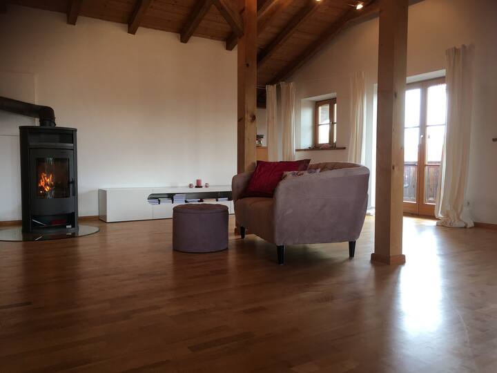 Lounge Wohnung Nähe A8 Mit Blick Auf Die Alpen - Aying