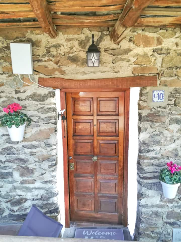 La Casita Del ÁRbol Blanco - Pampaneira