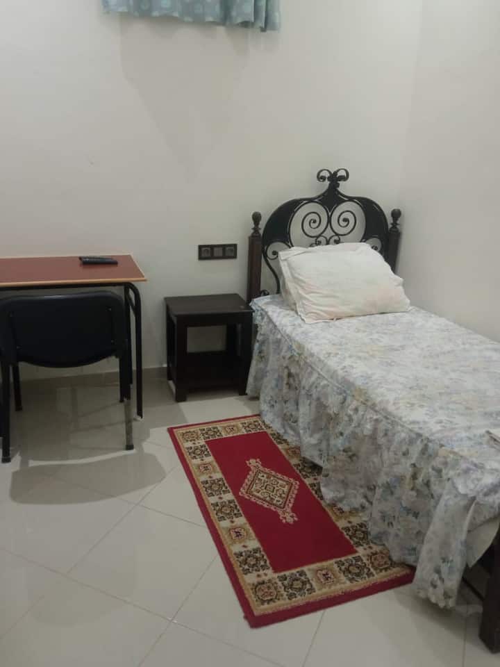 Chambre Calme à Salle De Bain Privée - Marrakech