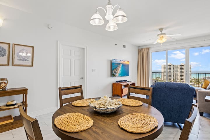 907 Family Beach View Condo, 5 Min Walk To Beach - Miramar Beach, FL