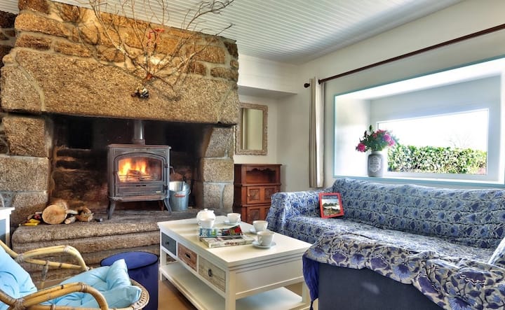 Gîte Avec Jardin Clos, Piscine, Proche Plage. - Trégunc