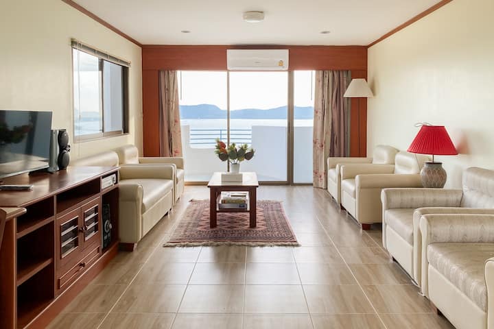 [Sea View] Corner Suite 103 Sqm. Beachfront Condo - Rayong