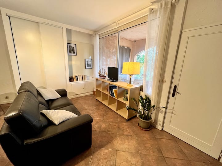 Studio Indépendant Dans Villa - Cap-d'Ail