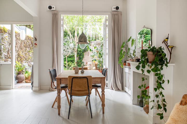 Ruim Gezinshuis Met Tuin In Perfecte Buurt. - Haarlem