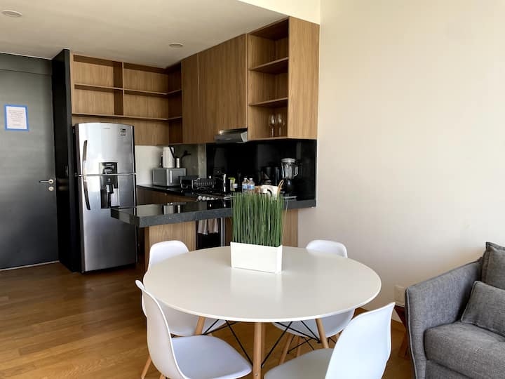 Contemporary Urban Studio With Balcony And Gym - Mexico City