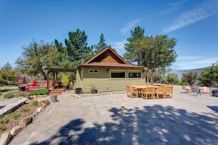 Six Acres Sanctuary- 3 Cabins - Idyllwild-Pine Cove, CA