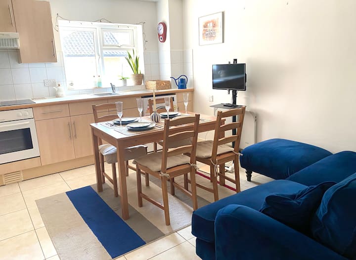 Quiet Apartment. Basingstoke Canal. Centre - 워킹