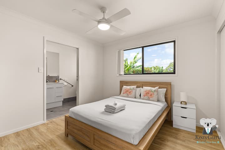 Kozyguru | Mt Gravatt East | 3 Bed Home - QSAC (Queensland Sport and Athletics Centre)