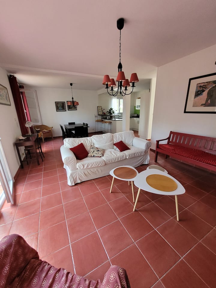 Haut De Villa + Balcon Et Coin Jardin - Le Pradet