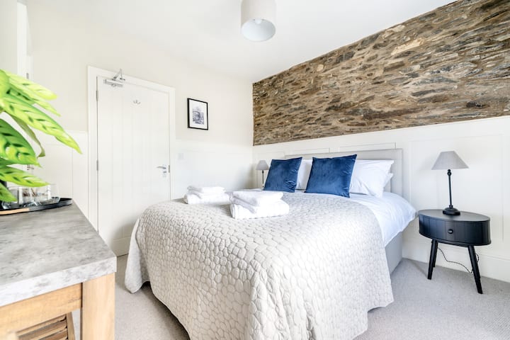 Beautiful En-suite Bedroom- Beckside Room 3 - Ambleside