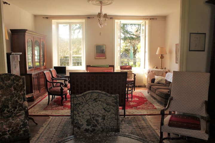 Maison De Campagne Familiale 4ch. 8p. - Bort-les-Orgues