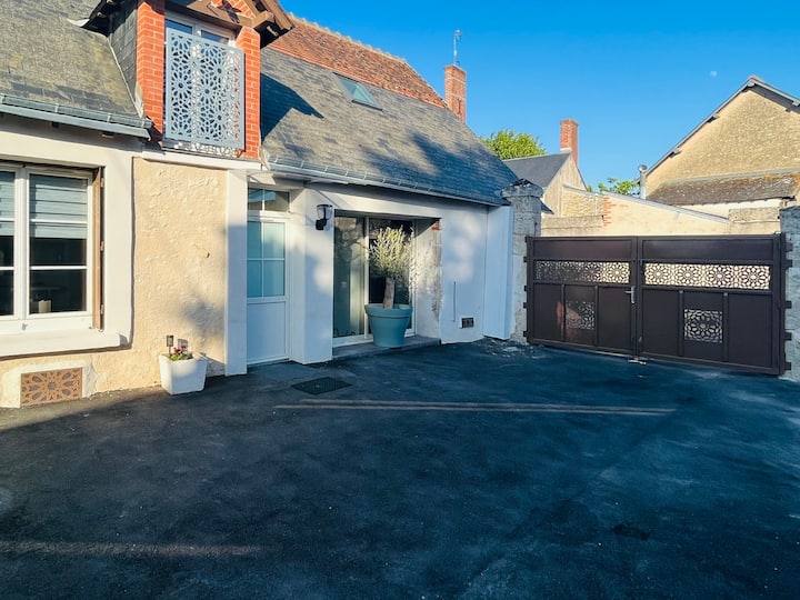 Charmante Maison Blois - Terrasse Privée - 8 Pers - Blois