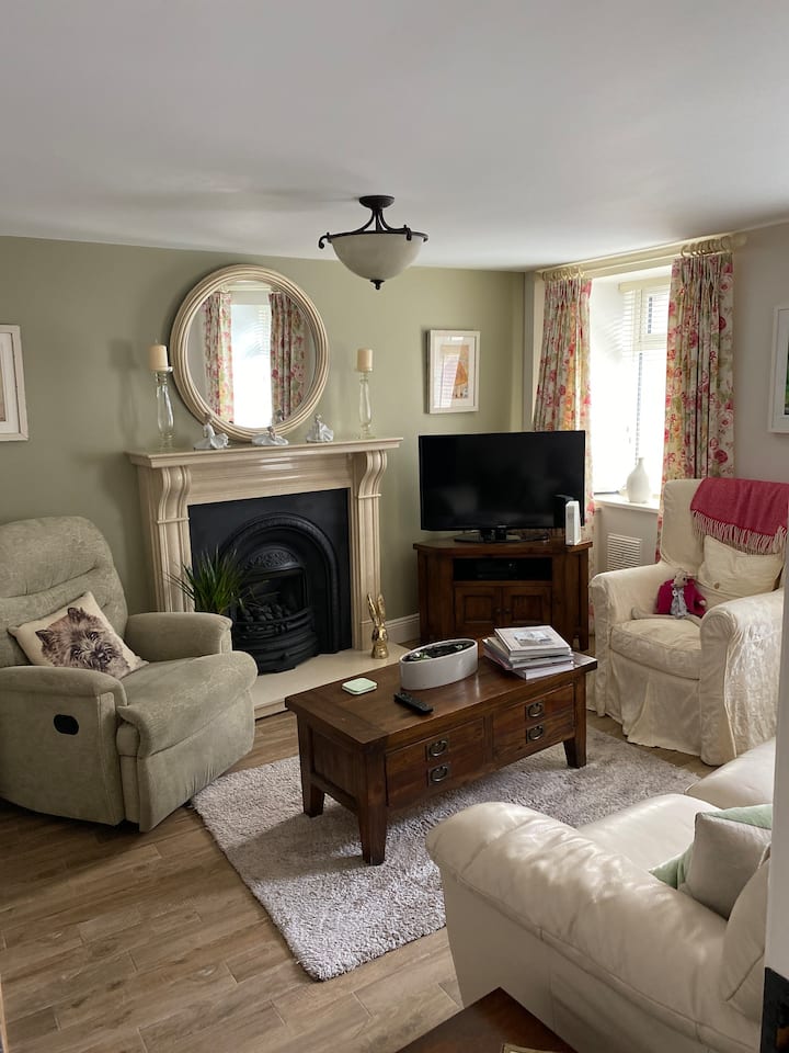 Ann’s Cottage - Waterford