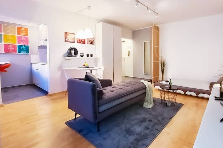 Stylish Central Lodging In Linz #Shorttermrental - Linz