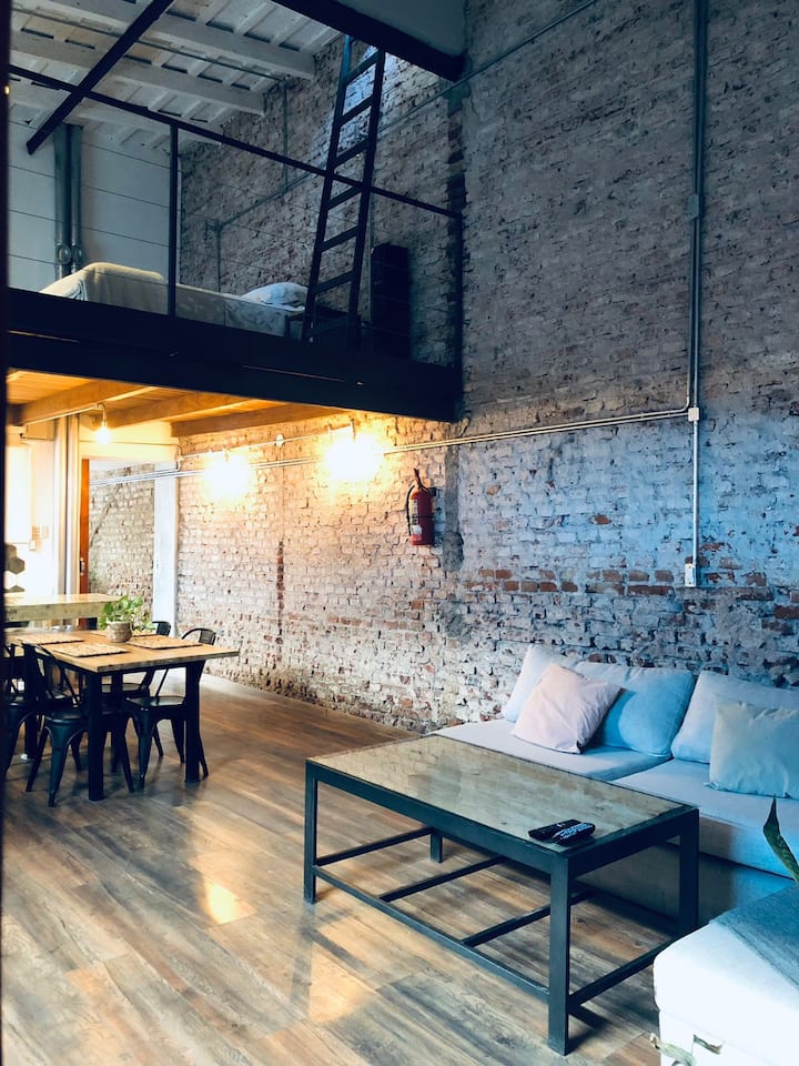 Gran Loft Industrial 2 Pisos. - Córdoba, Argentina
