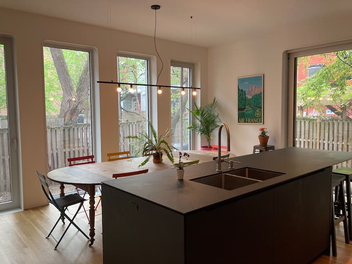 Duplex Lumineux Vue Sur Parc – Calme Et Confort - Montreal