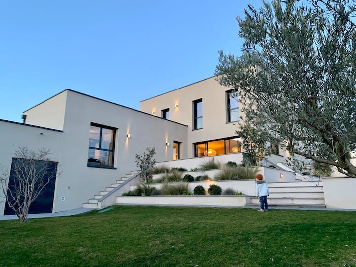 Maison Neuve Avec Piscine à 10 Min De Lyon - Saint-Cyr-au-Mont-d'Or