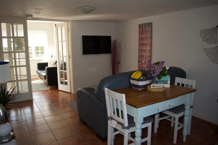 Grooms - Falcon Mews -Bude- Cornwall - Bude