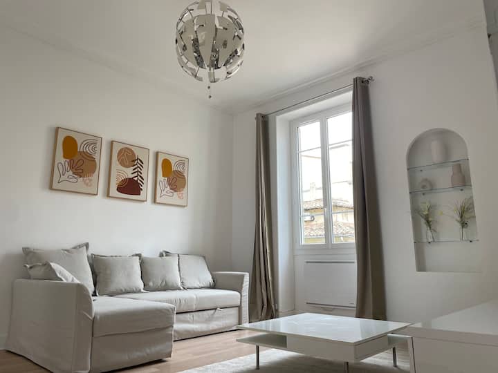Appartement Nimes Arènes. - Nîmes