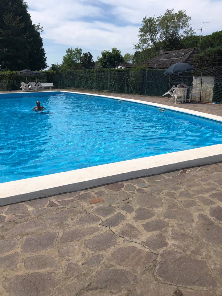 Trilo Sole Giardino E Piscina - Comacchio