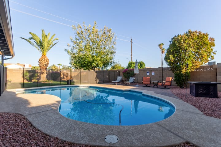 Sierra House - A Desert Oasis.  2 Outdoor Spaces! - Phoenix, AZ