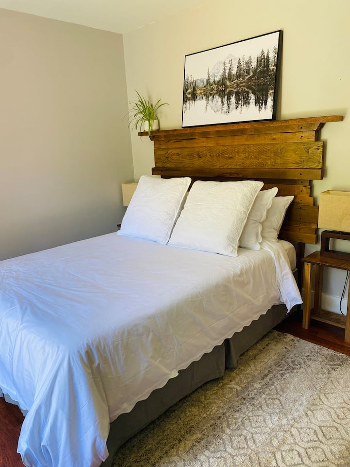 Guest Suite : Outdoor Haven - Lake Cowichan