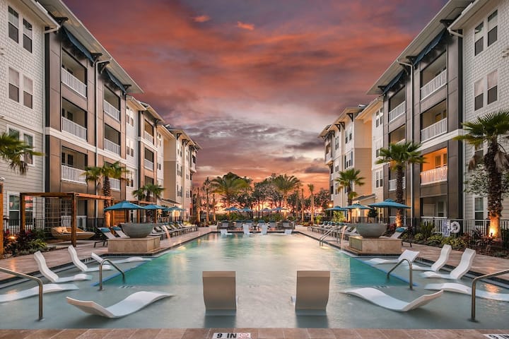 Coastaloasis | 2br+2ba | Pool&gym | Beach+downtown - St. Augustine, FL