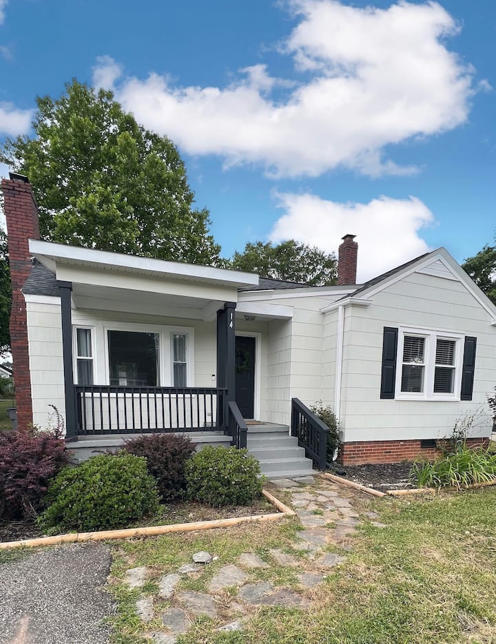 Cottage Minutes From Downtown Gvl - Piedmont, SC