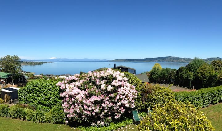 Taupo House, Great Views, Close To Lake & Town - Taupo