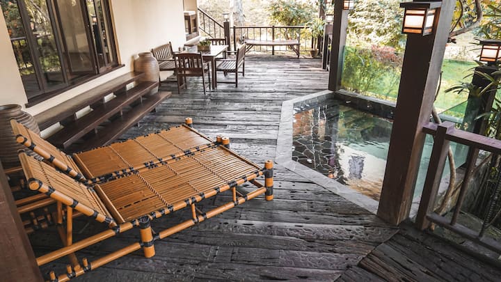 Relaxing Staycation In Tagaytay At Ville Sommet - Tagaytay