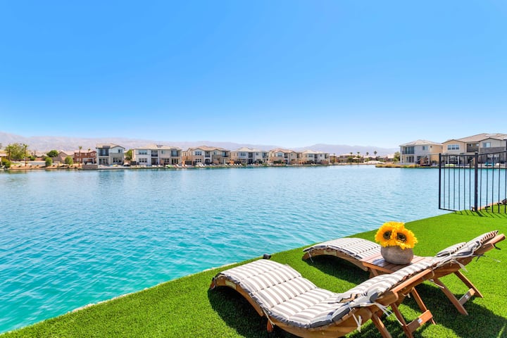 Lakefront 4 Master Bedrooms - Indio, CA