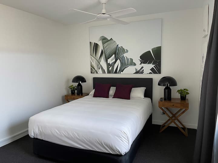 Plantation Hotel Coffs Harbour - Queen Room - Coffs Harbour