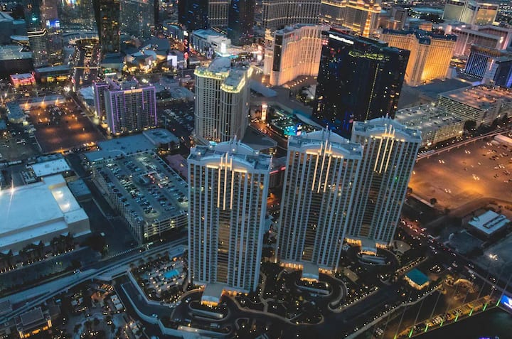 Amazing Mgm Signature 1br2ba F1/strip View Balcony - Paradise, NV