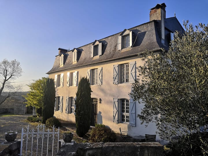 Grande Maison De Famille Au Calme Avec Piscine - Pays basque français