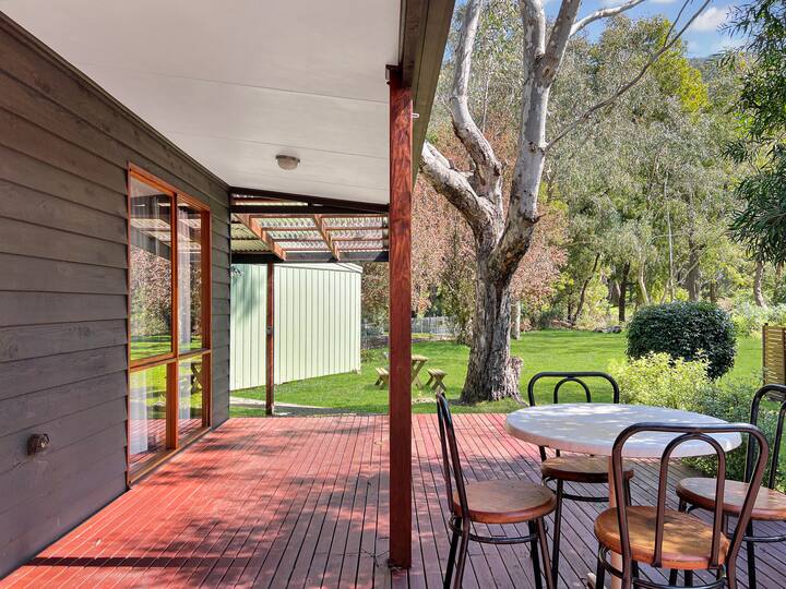 "Halls Gap Retreat" By Halls Gap Accommodation - Halls Gap