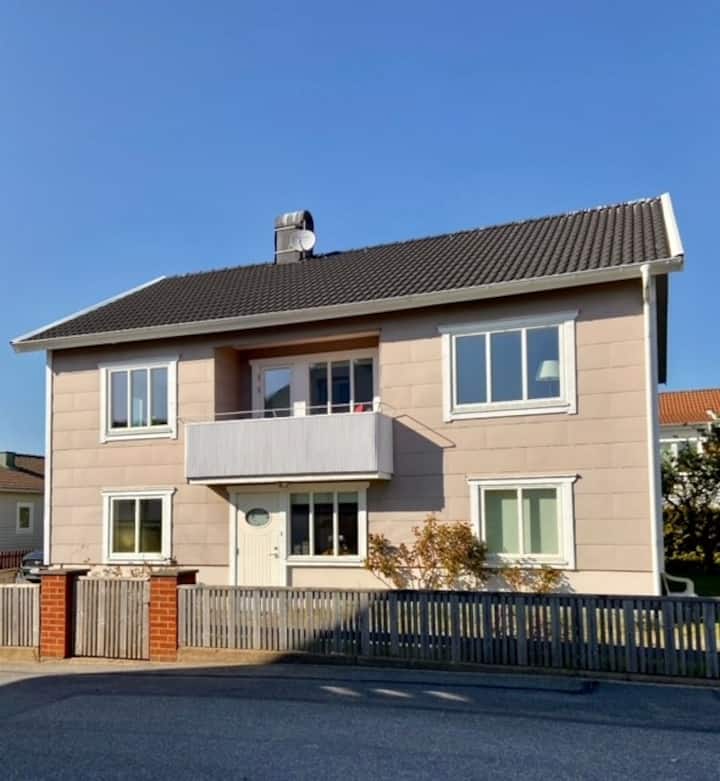 Nyrenoverat Hus I Hunnebostrand - Hunnebostrand