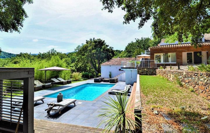 Villa Iaorana,  5 Chambres, Golfe De St Tropez - Grimaud