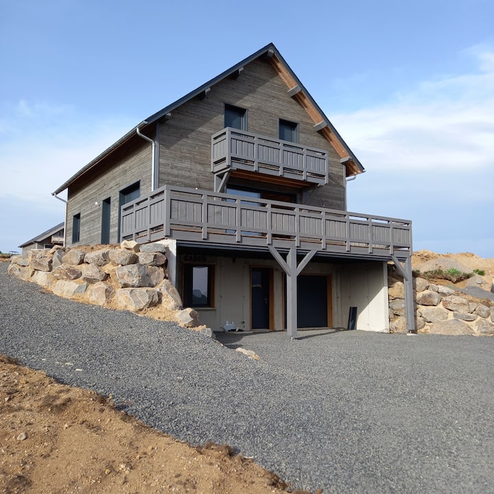 Chalet Familial à Super-besse - Lac Chambon