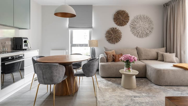 Cozy Apartment For 6 People With Parking - Gdańsk