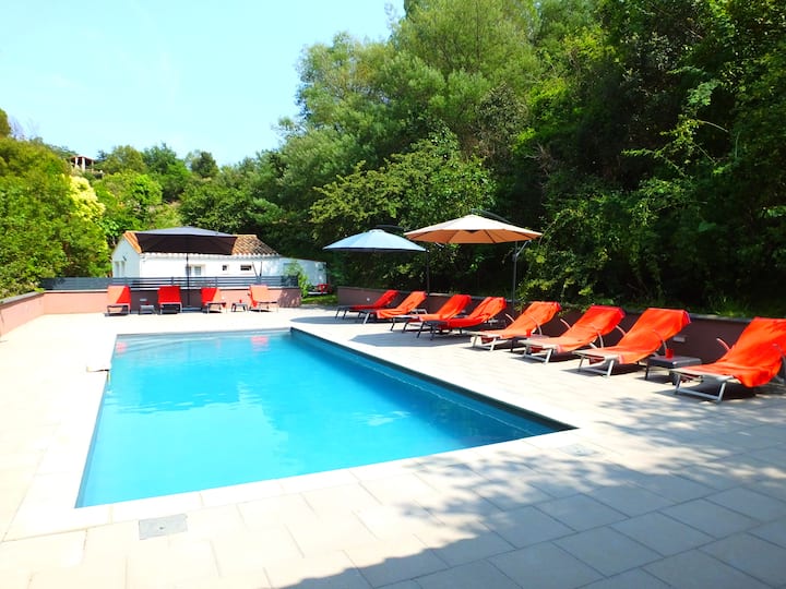 Ceret -7 Bedroom - Heated Private Pool - A/c - Céret