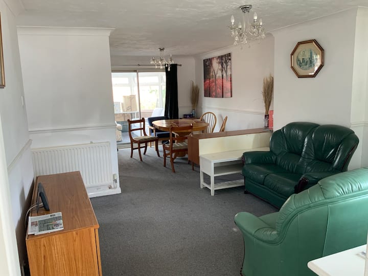 Comfortable Room Near Canterbury City Centre & Ukc - カンタベリー