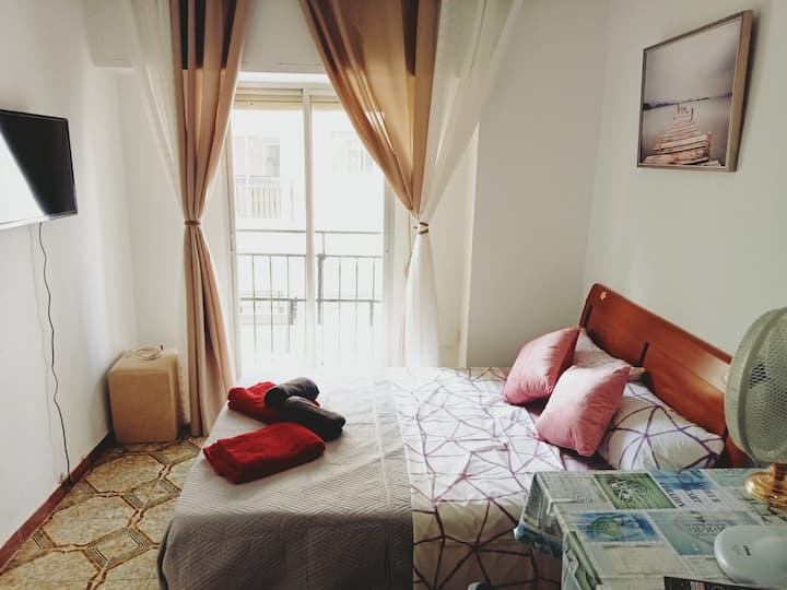 Chambre Avec Balcon Près De Plaza America, éTage2 - Alicante