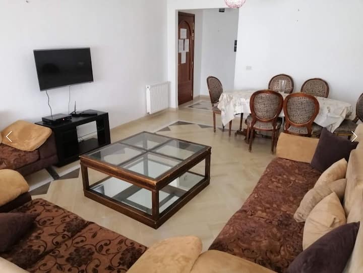 Grande Et Belle Maison - Tunis
